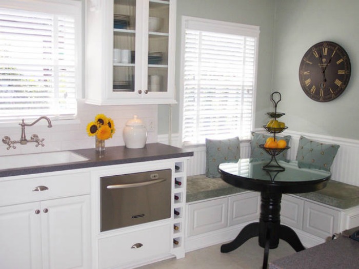 20 Small Eat In Kitchen Ideas Tips Dining Chairs Artisan Crafted 20 Small Eat In Kitchen Ideas Tips Dining Chairs Artisan Crafted